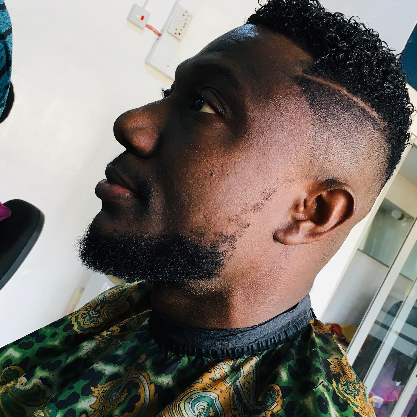 16 High Taper Fade Haircuts for a Clean and Stylish Look - trimizy.com