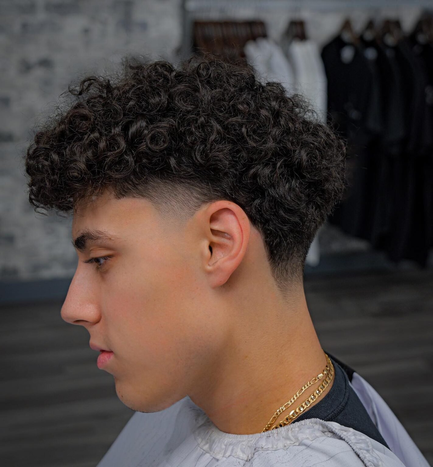 20 Burst Fade Curly Hair | Stylish Modern Curly Fade Ideas - trimizy.com
